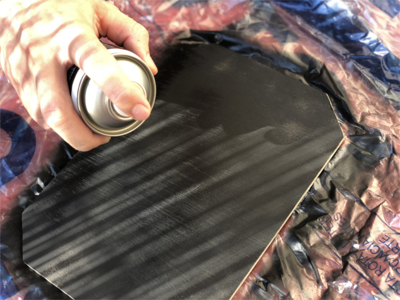 Creating a magnetised board with spray paint - Pintyplus